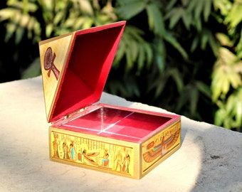 Wooden Pyramid Box - Etsy