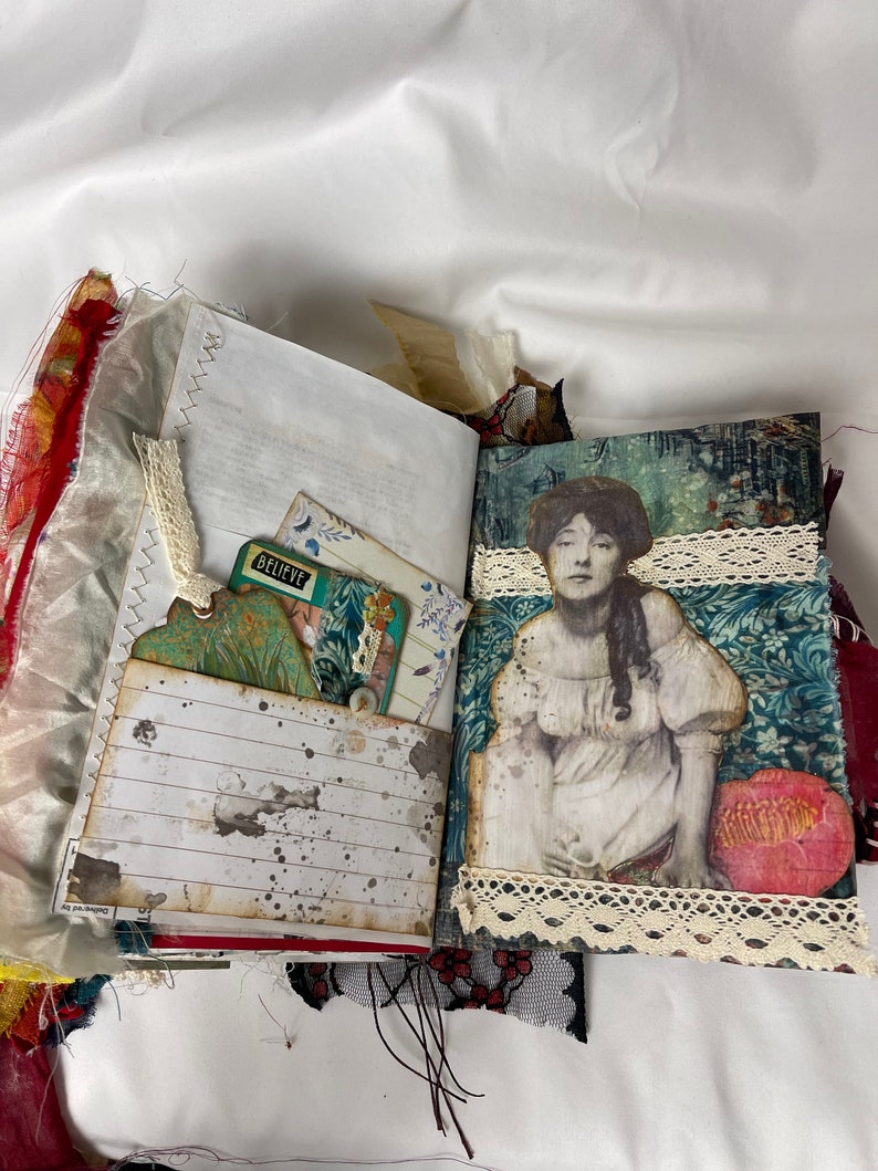 Junk Journal Handmade, Boho Art Book, Mixed Media Art Book, Bohemian ...