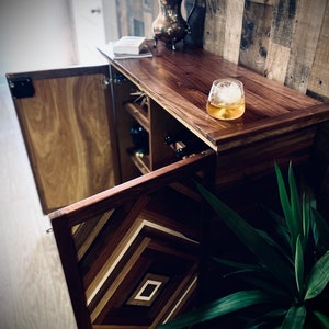 Double Door Locking Walnut Coffee Bar Cabinet/ Bar Cabinet / Coffee Bar ...