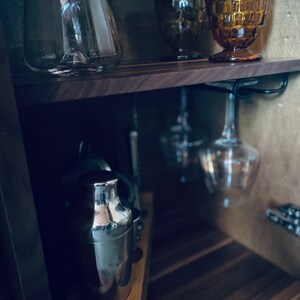 Double Door Locking Walnut Coffee Bar Cabinet/ Bar Cabinet / Coffee Bar ...