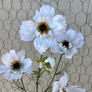 32” Cream Cosmos Spray, Cosmos Flower in Cream, 4118C - Etsy