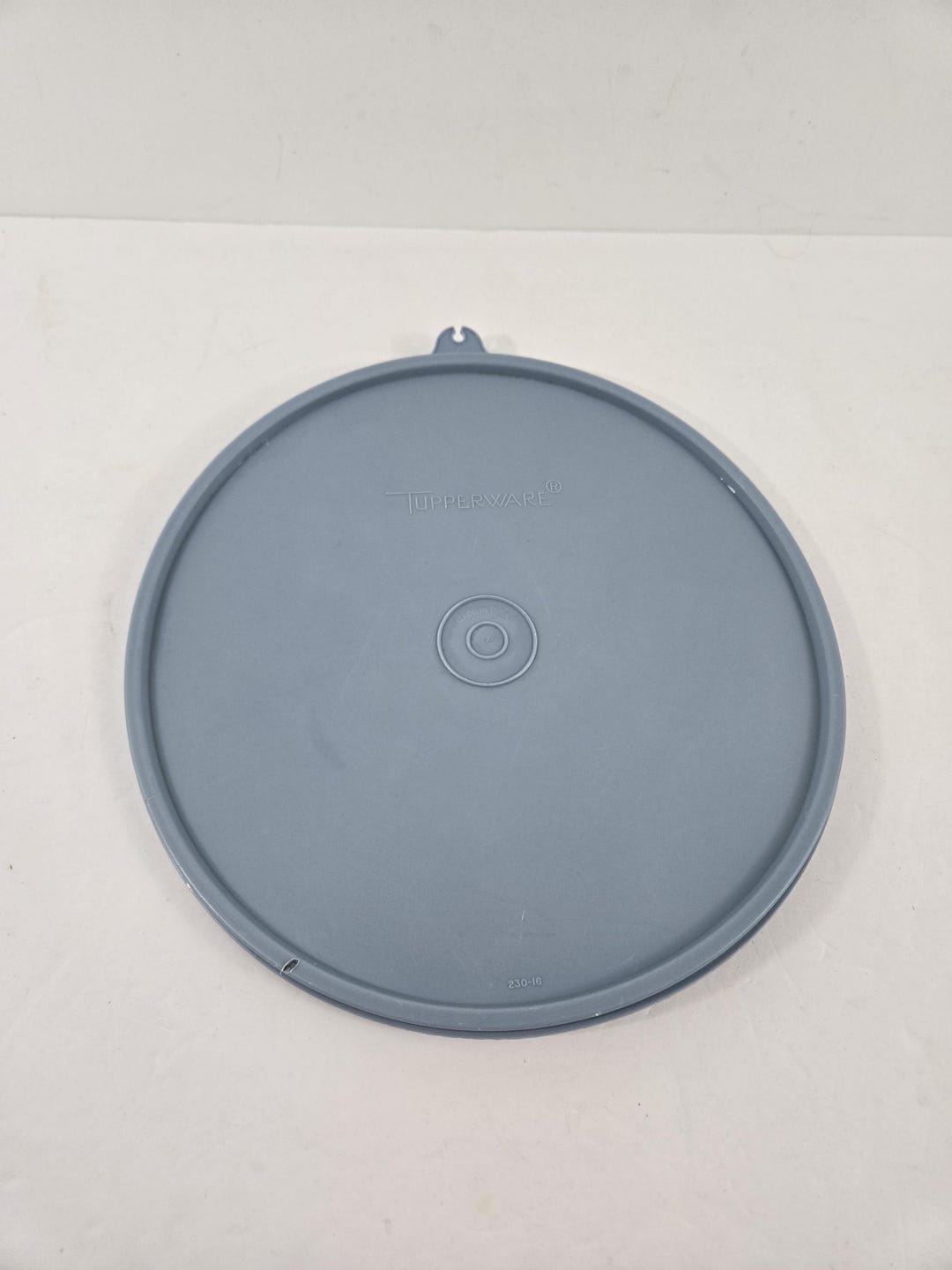 Tupperware 230 Replacement 9" Round Blue Z Seal Cover Lid ONLY - Etsy