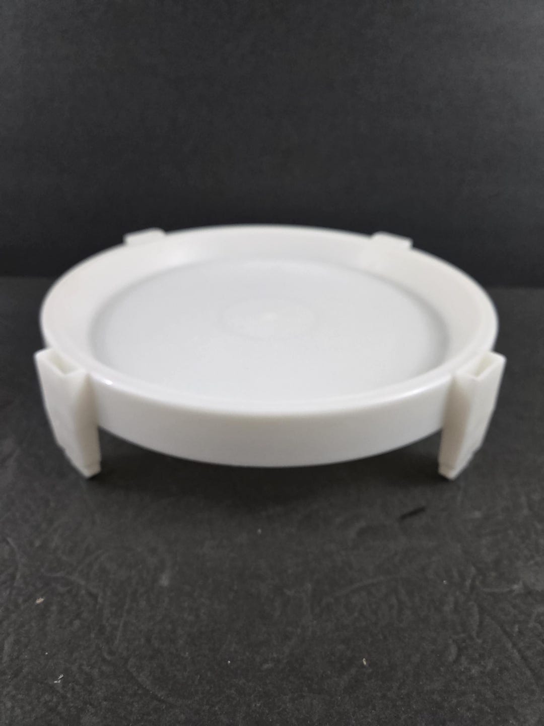 Vintage Tupperware Divide a Rack Pie 511 Stackers 10 Carrier White ...