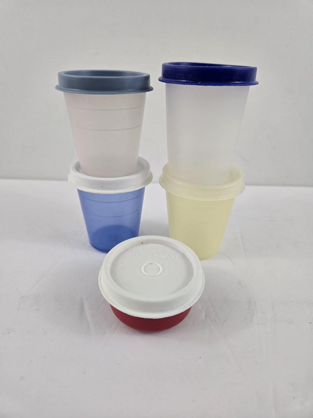 Tupperware 4 VINTAGE MIDGETS 2oz Storage Containers Shot Glasses Lids ...