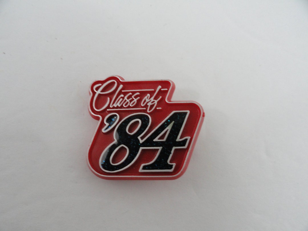 Vintage Class of 84 1984 Hallmark Cards Pinback Pin Button Red Plastic ...