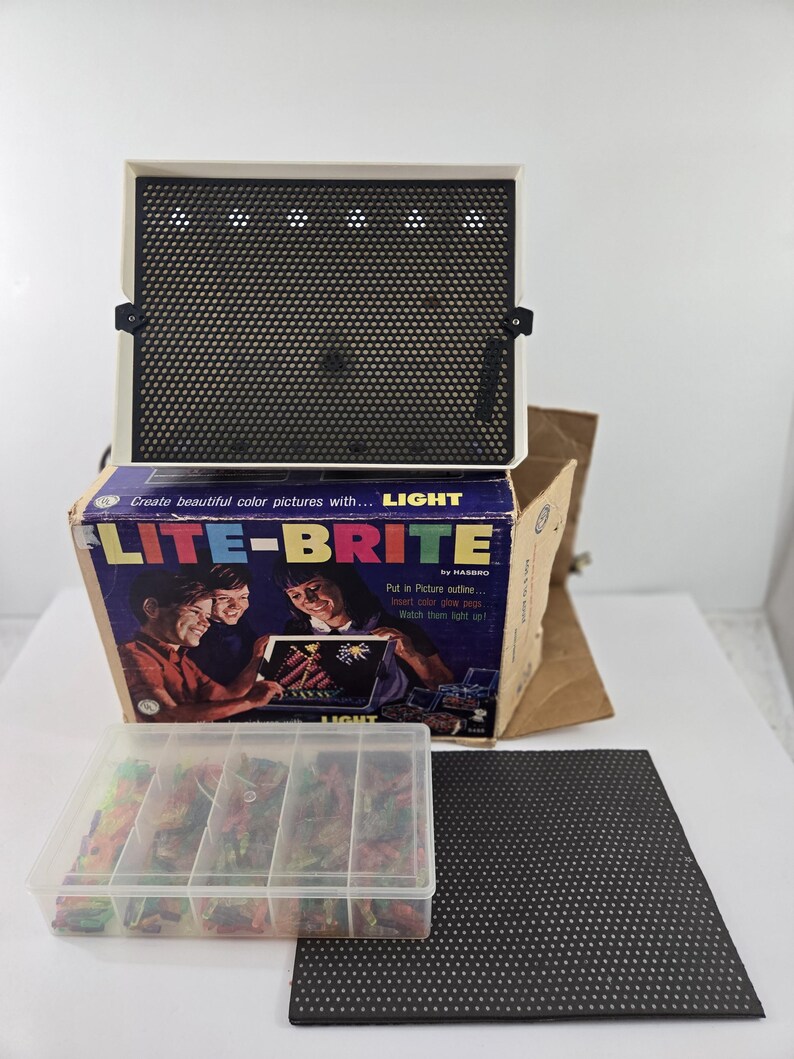 Lite Brite 1967 Vintage Light Bright Colored Pegs 20 Blank Sheets Box ...