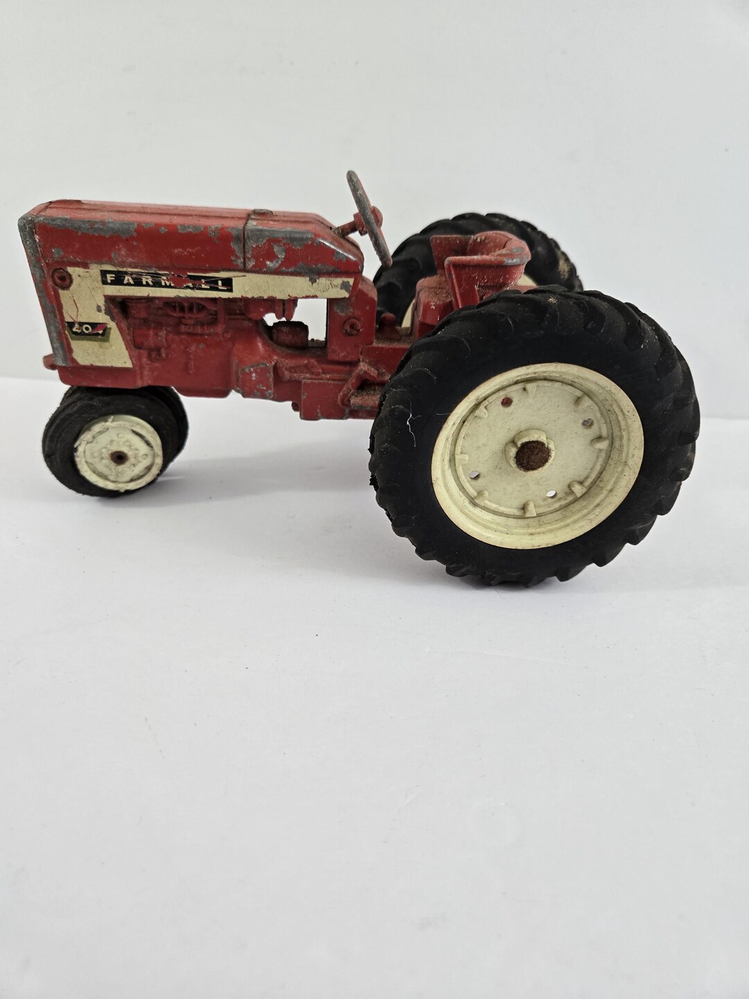 Farmall 404 Red Toy Tractor Die Cast Farm Equipment Vintage Rusty ...