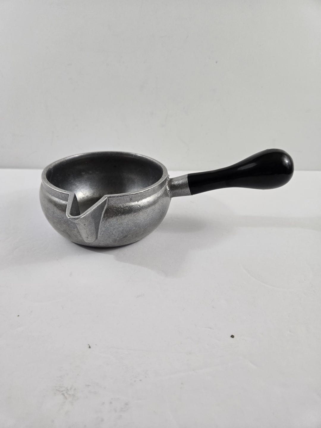 WILTON ARMETALE RWP Pewter Gravy Butter Saucepan Spout Black Handle ...