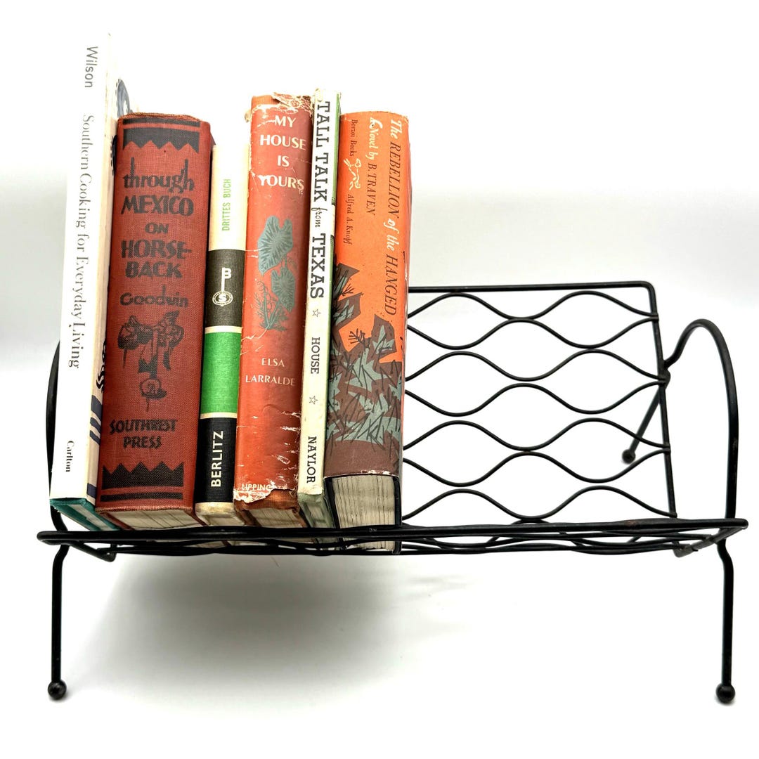 MCM Wire Book Rack, Wavy Metal Album Holder - Etsy