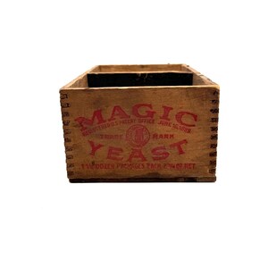 Antique Wooden Crate, Magic Yeast, Display Box, Vintage Advertising ...