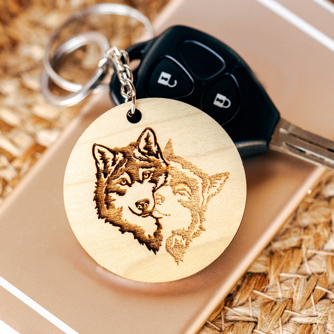 Wolf Keychain, Wolf Gift, Huskey Keychain, Dog Keychain, Wolf Keyring ...