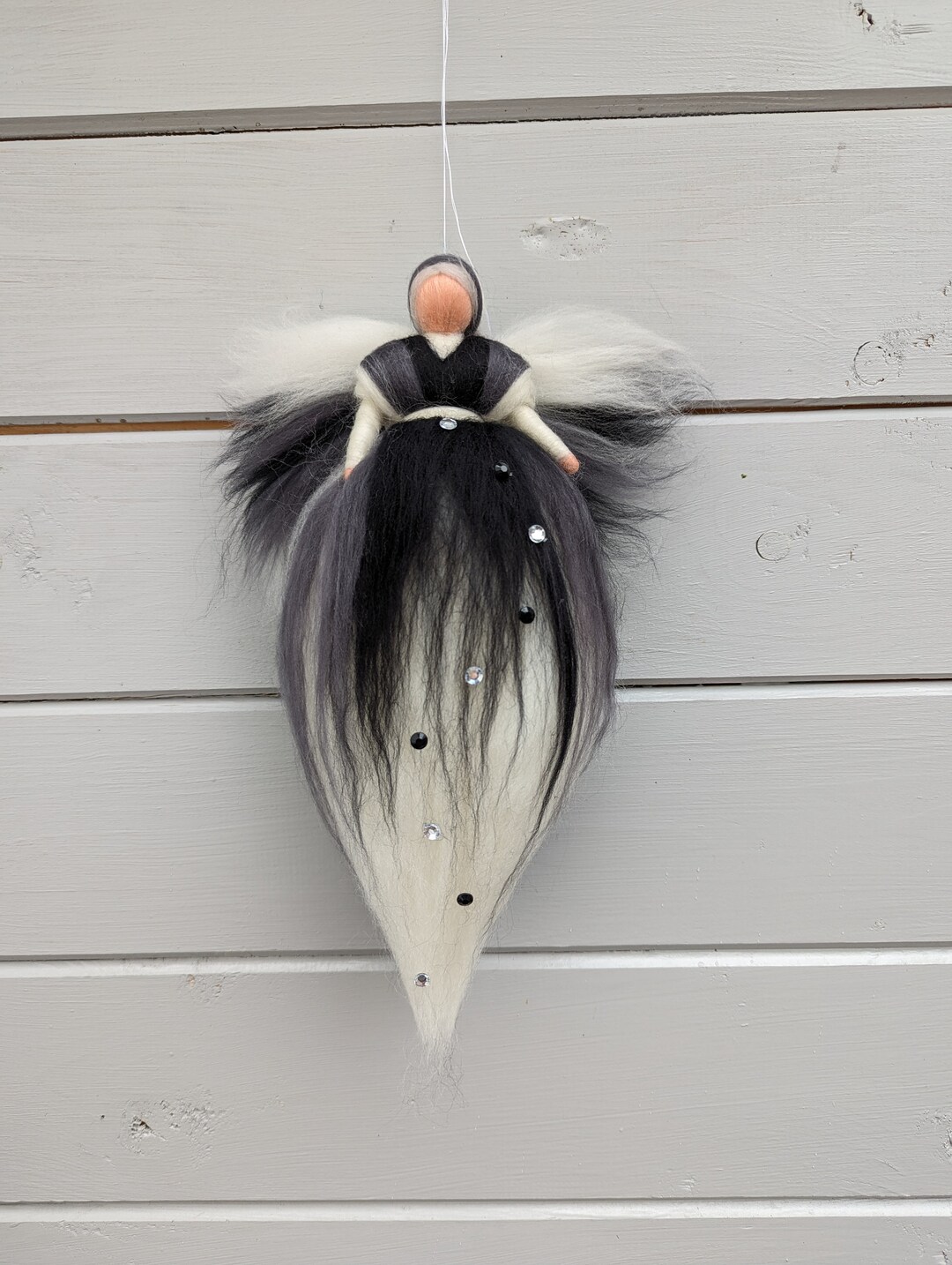 Black and White Fee, Seasonal Table - Etsy