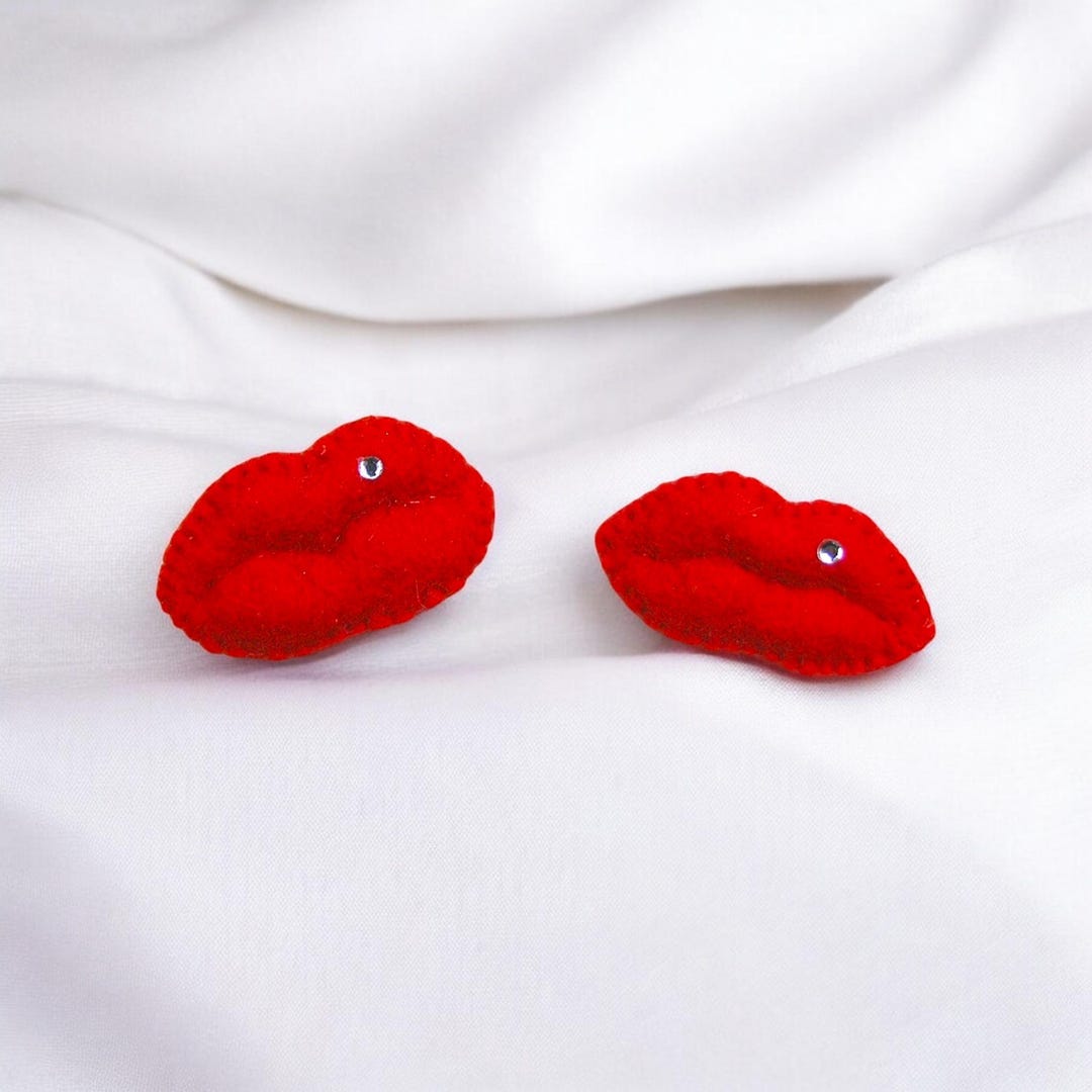 Red Lips Brooch for Kids, Felt Jewelry - Etsy