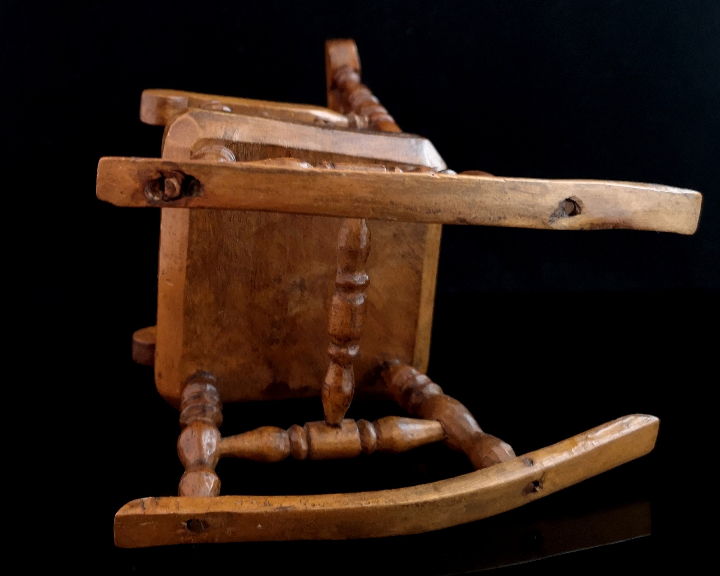 Vintage dolls Rocking chair, small, wood, Teddy bear chair