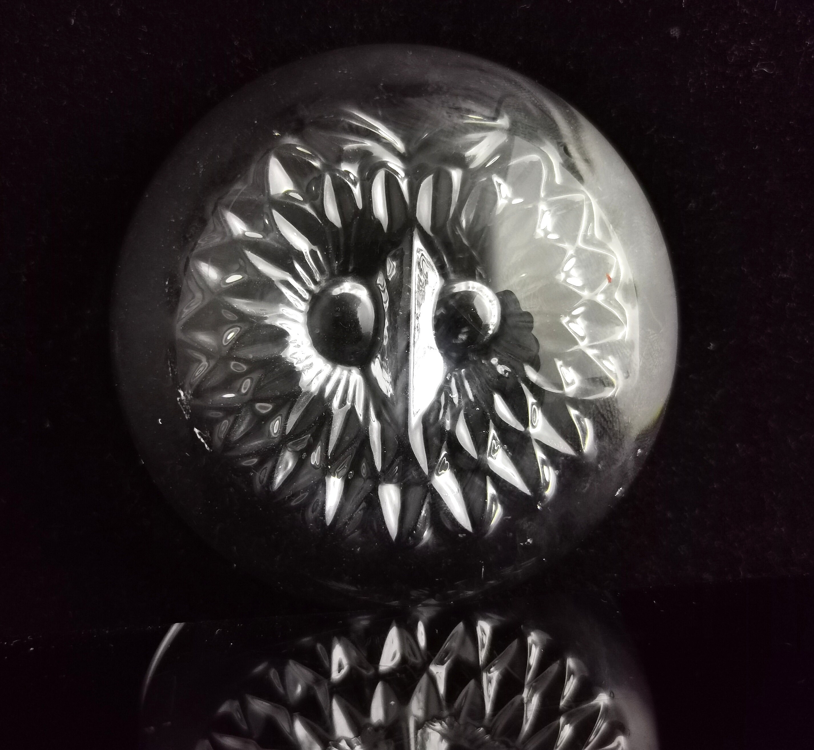 Vintage glass owl paperweight, clear glass