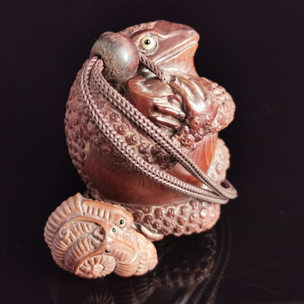 Japanese Inro - Etsy