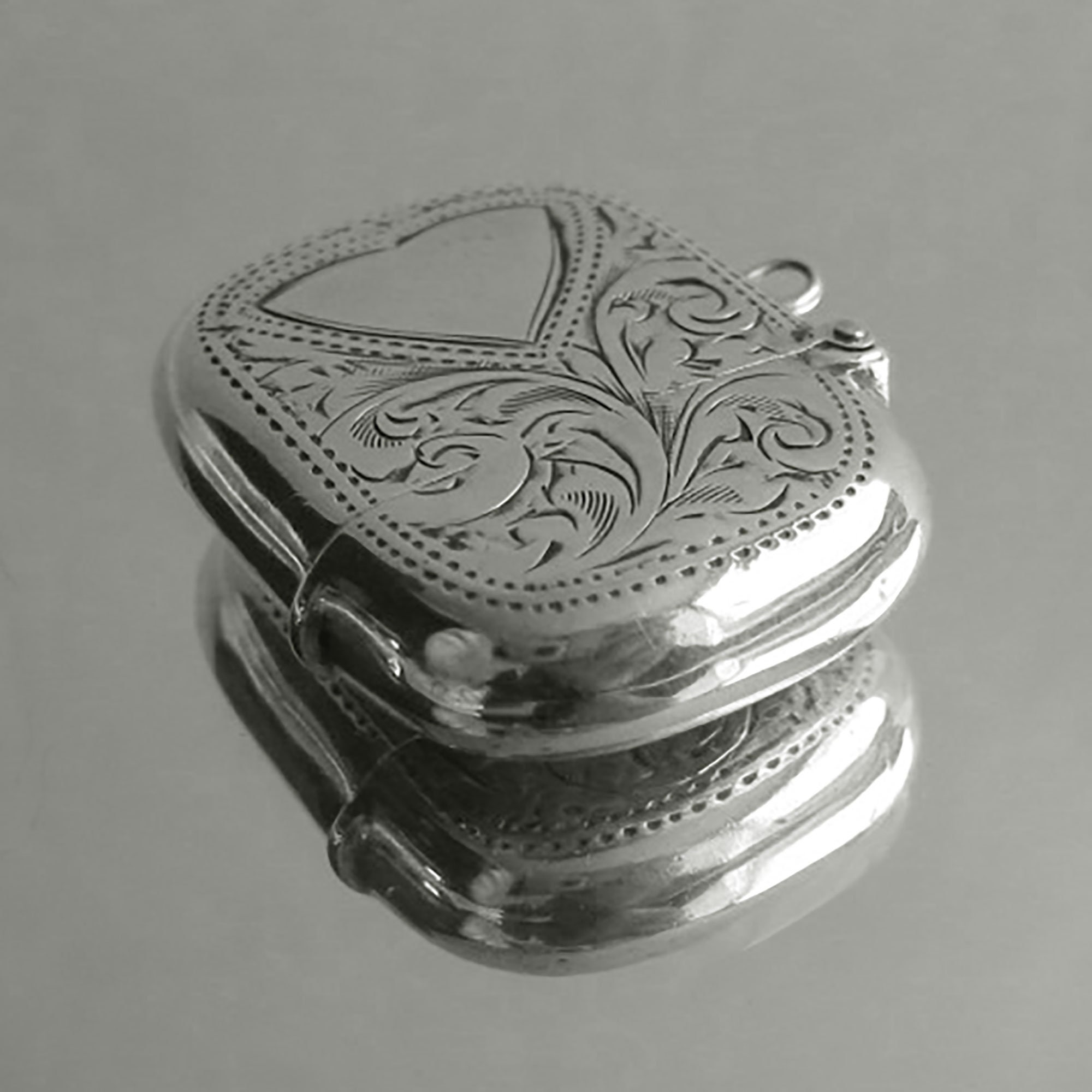 Vintage Antique Art Nouveau Sterling Silver Matchbox Pyrogène Vesta ...