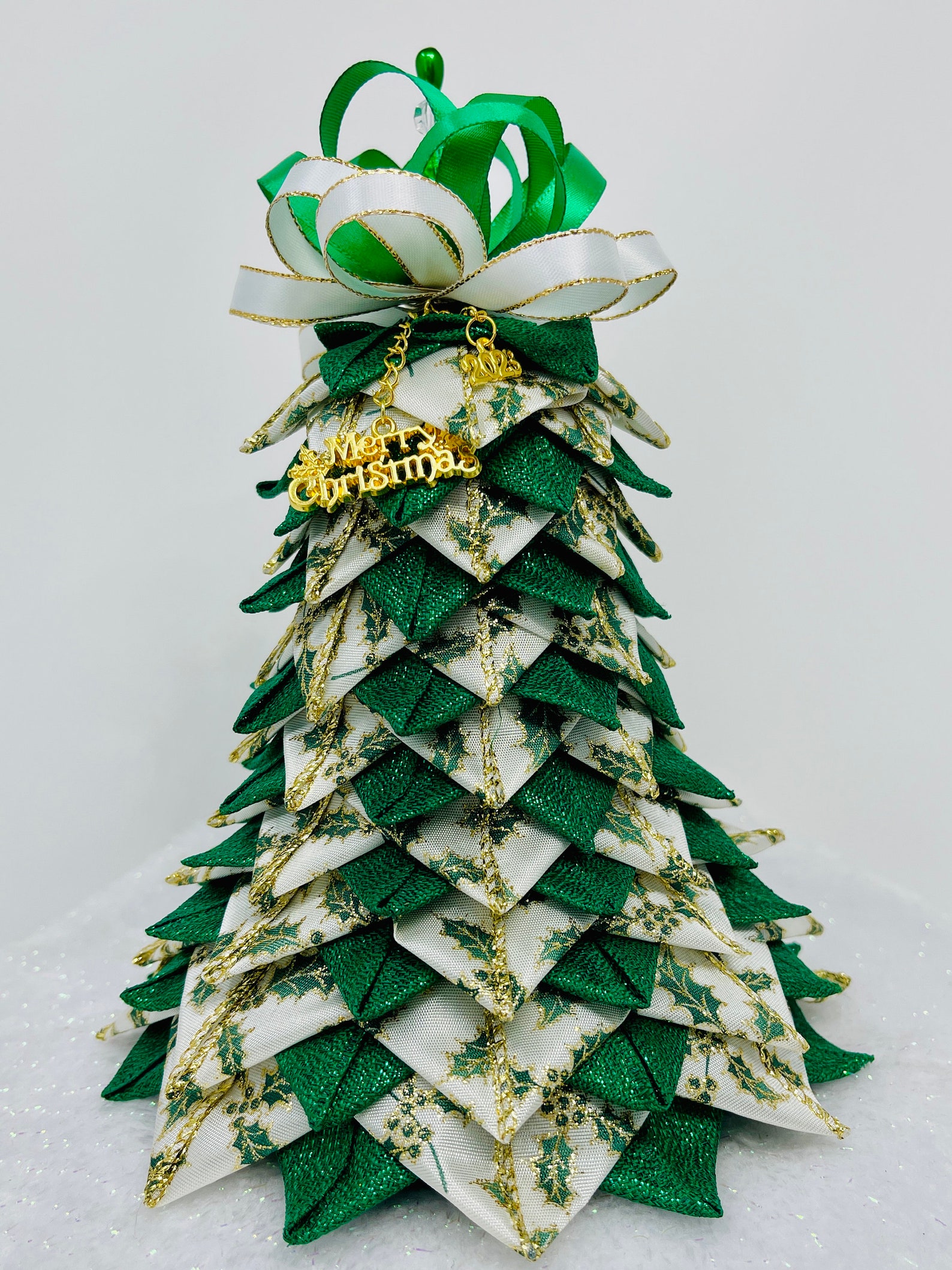 Diy Kit QK-199 FOREVER GREEN Holly Christmas Tree 16cmx13cm(6.3"x5.1 ...