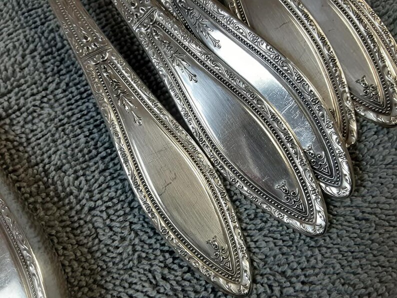 Antique Wm A. Rogers, Oneida Silverplate Flatware Set, Mystic-coronet ...
