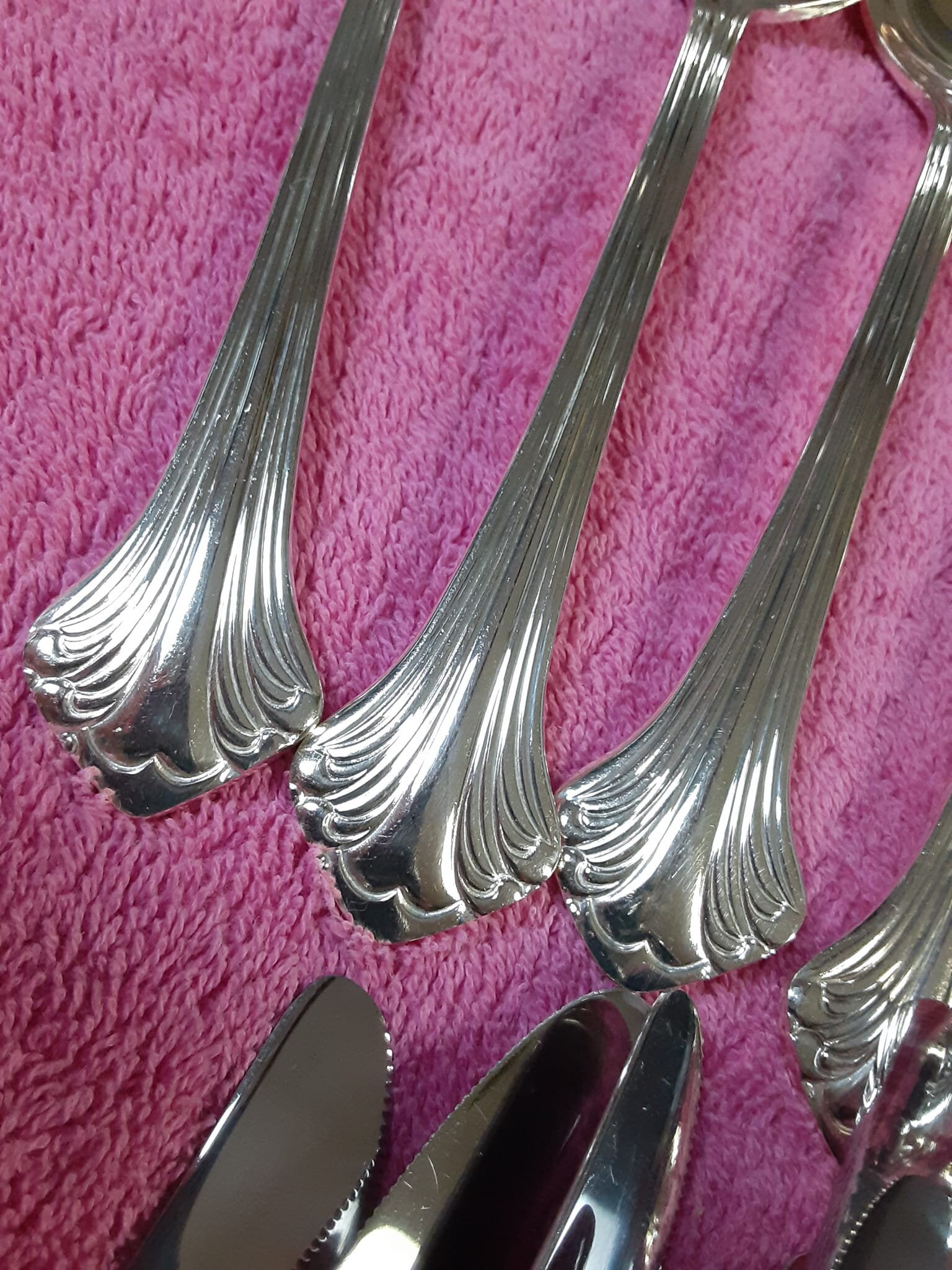 105 Piece Service for 12 Royal Gallery Allegro Silveplate Flatware ...