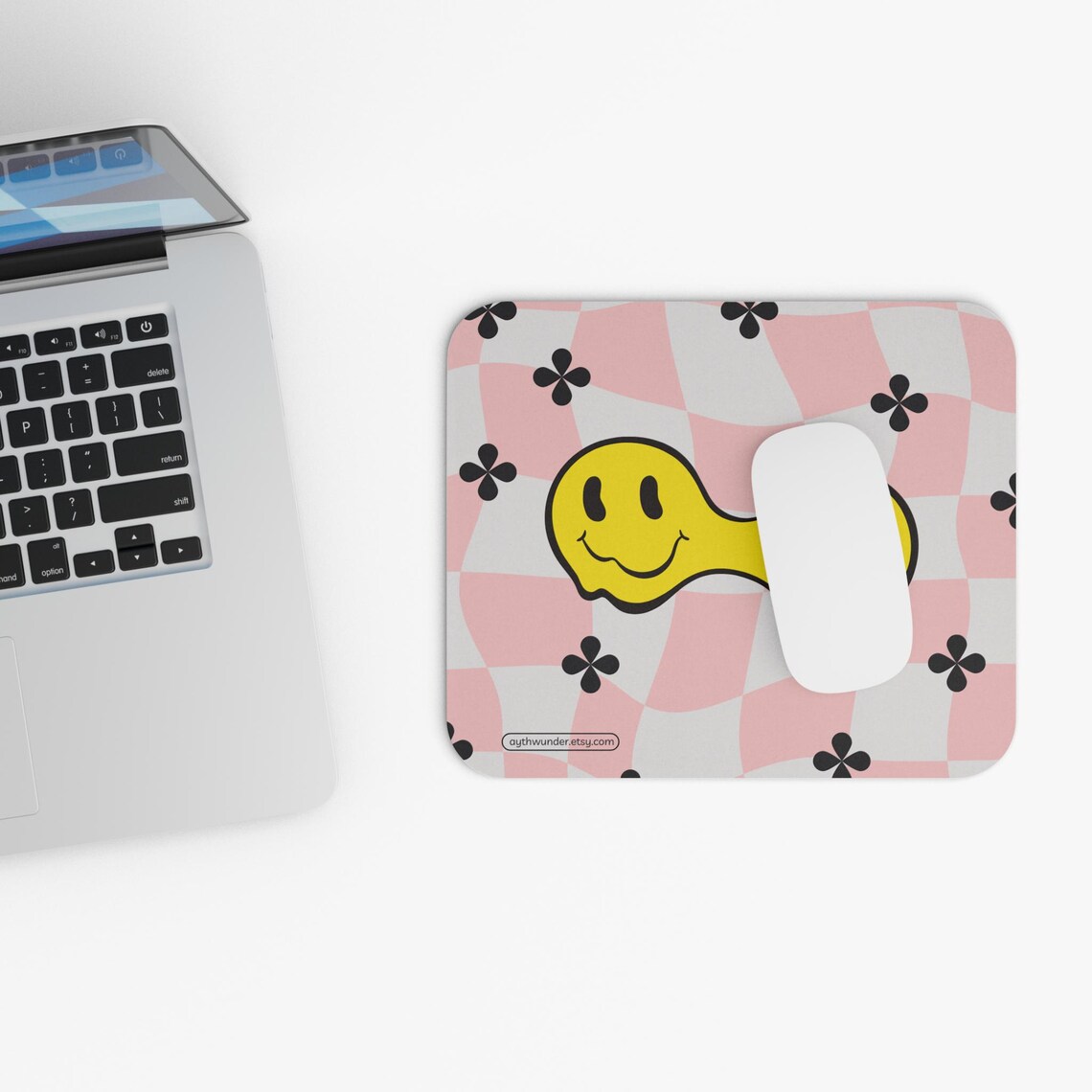 Retro Checkered Melting Smileys Mouse Pad Retro Aesthetic Office Desk ...