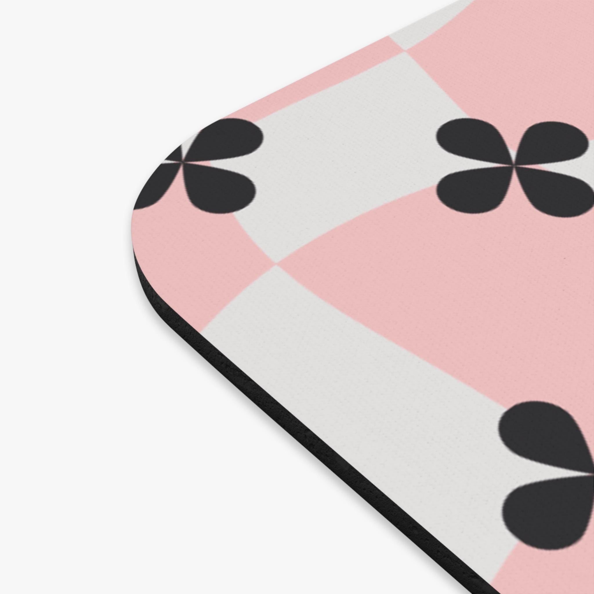 Retro Checkered Melting Smileys Mouse Pad Retro Aesthetic Office Desk ...
