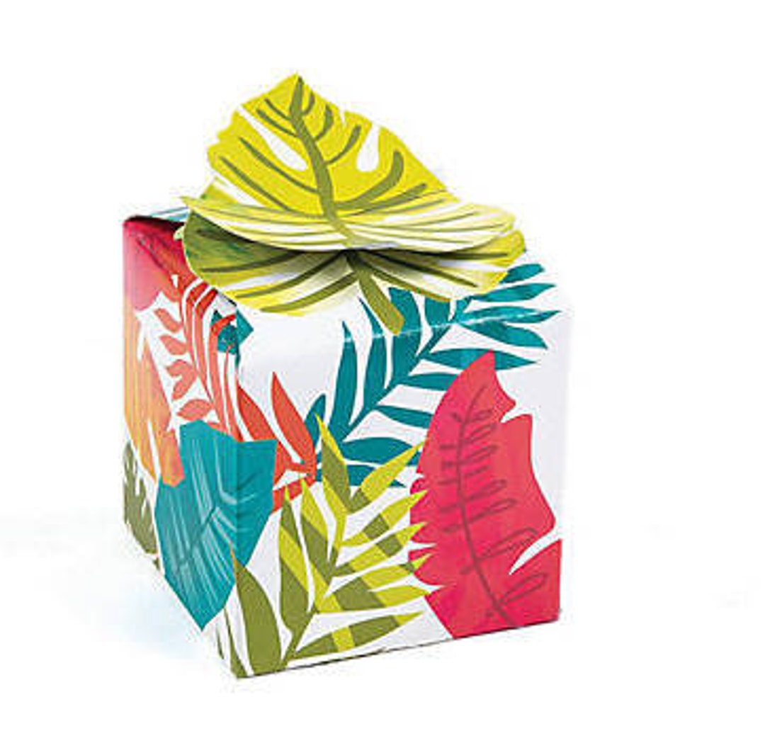 Tropical Summer Palm Leaf or Montserrat Leaf Luau Theme Candy, Sweets ...