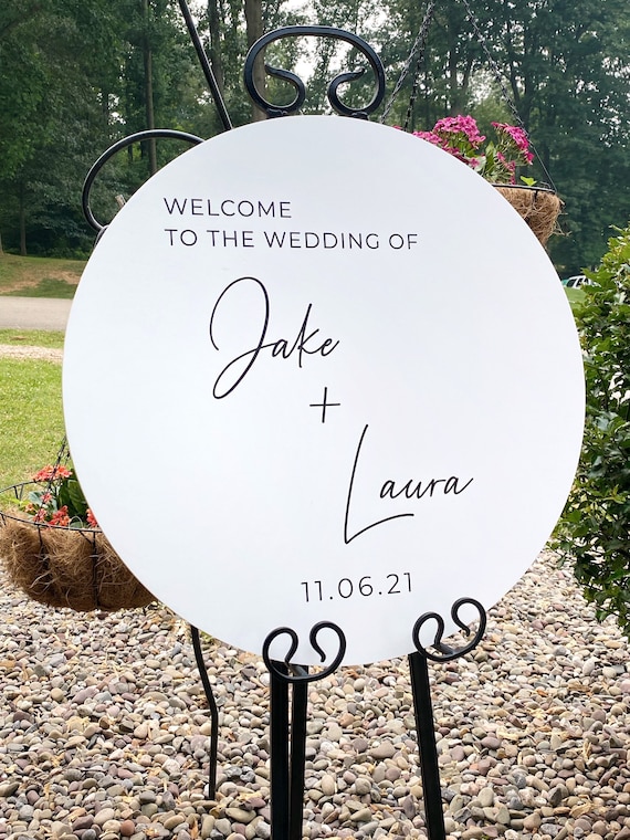Round Wedding Welcome Sign Custom Wedding Name Circle Sign - Etsy