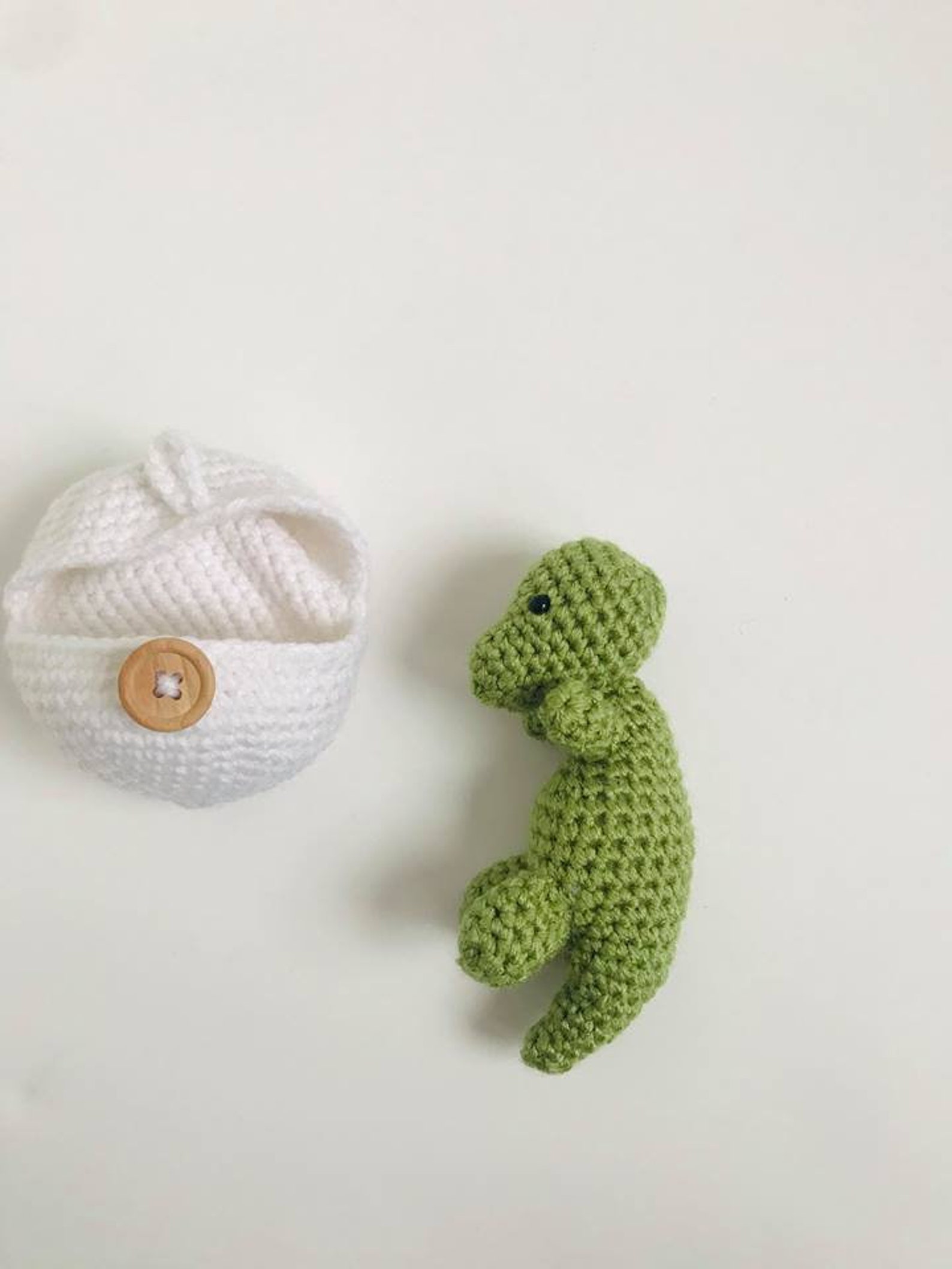 PATTERN Hatching Dinosaur T-rex egg | Etsy