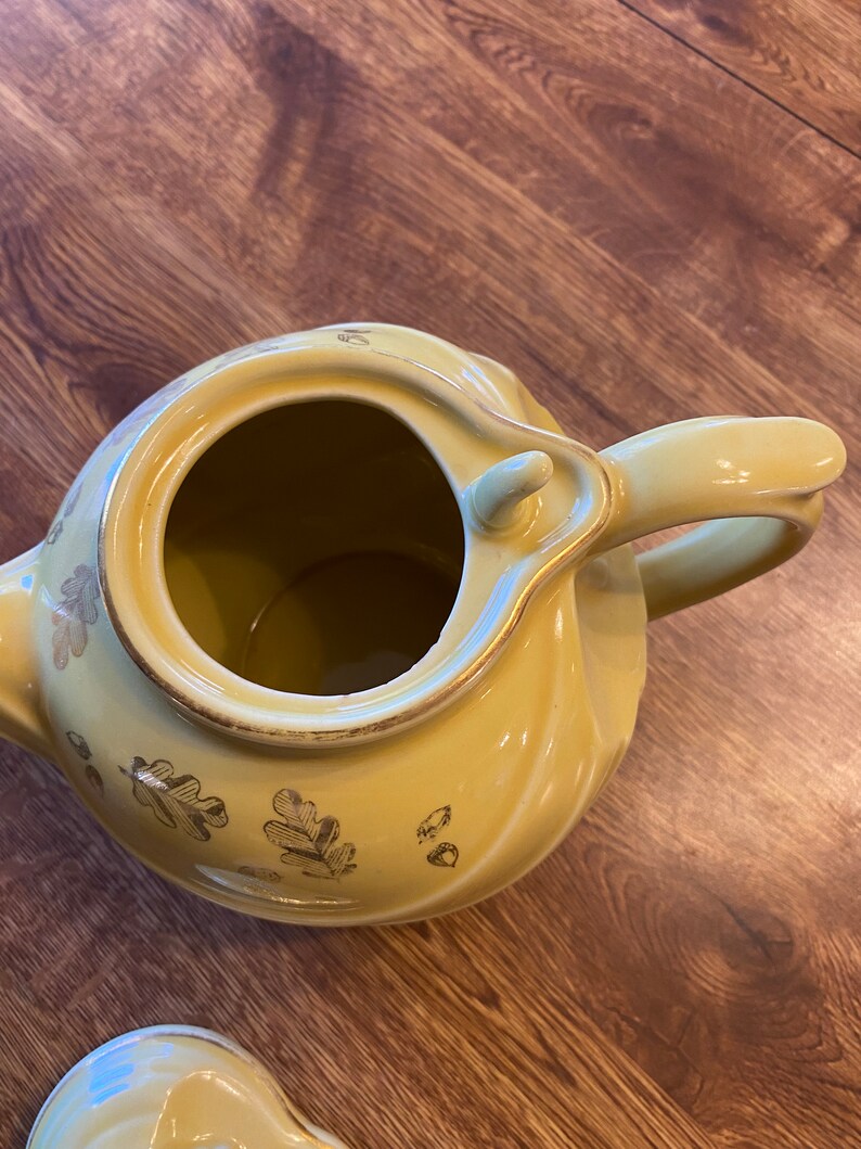 Vintage Hall Yellow Teapot With 22K Gold Oak Leaves - Etsy