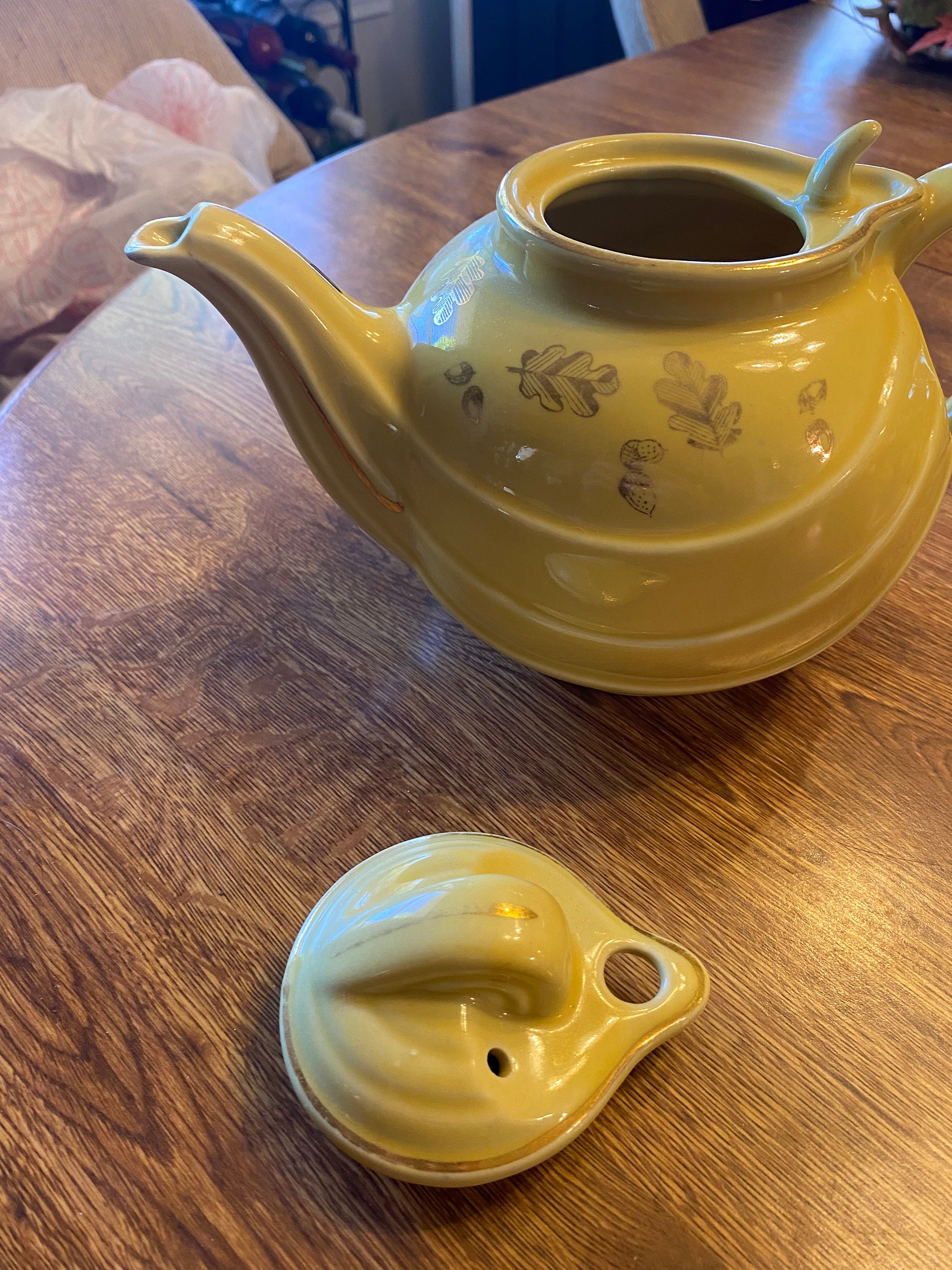 Vintage Hall Yellow Teapot With 22K Gold Oak Leaves - Etsy