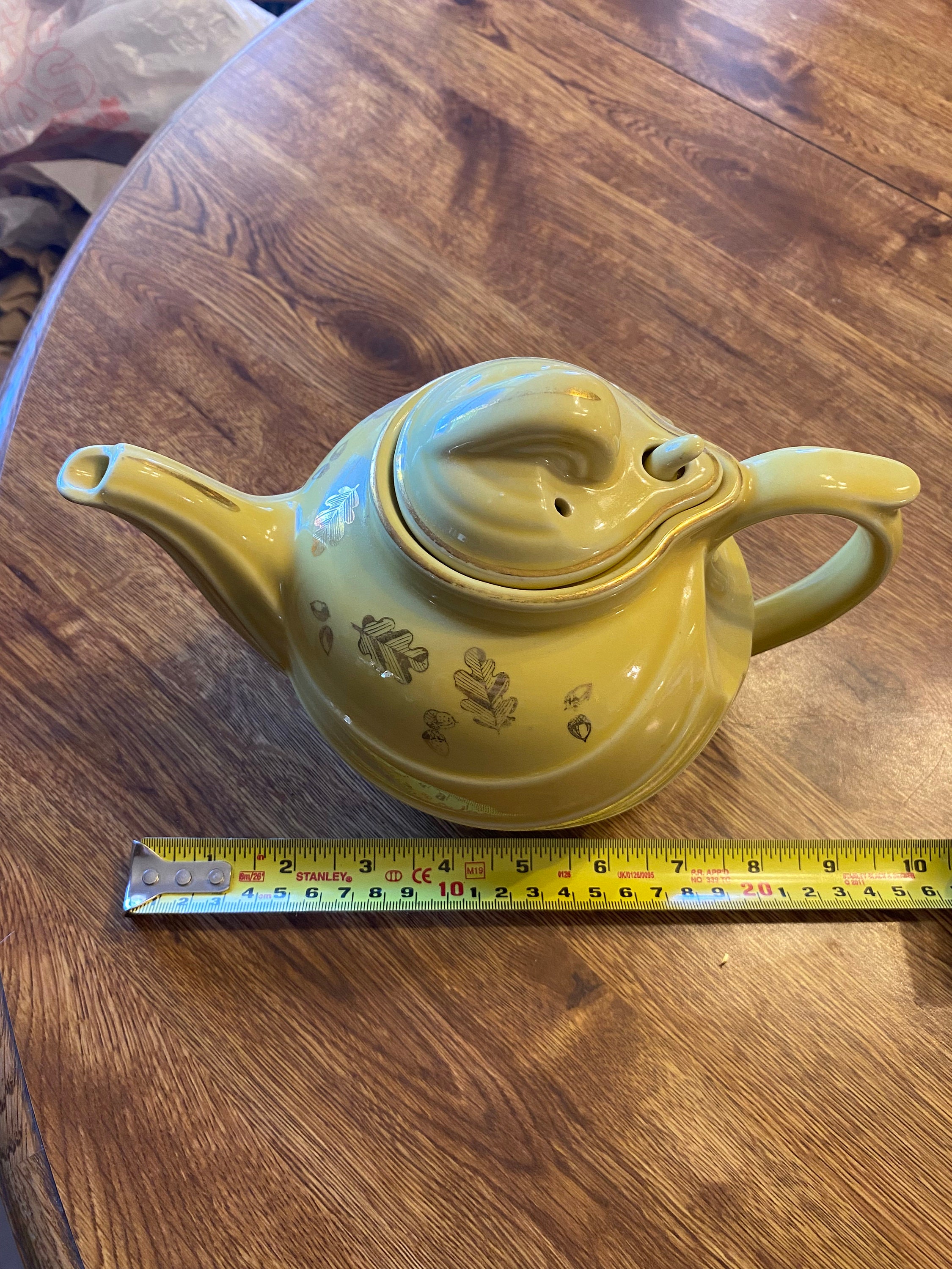 Vintage Hall Yellow Teapot With 22K Gold Oak Leaves - Etsy