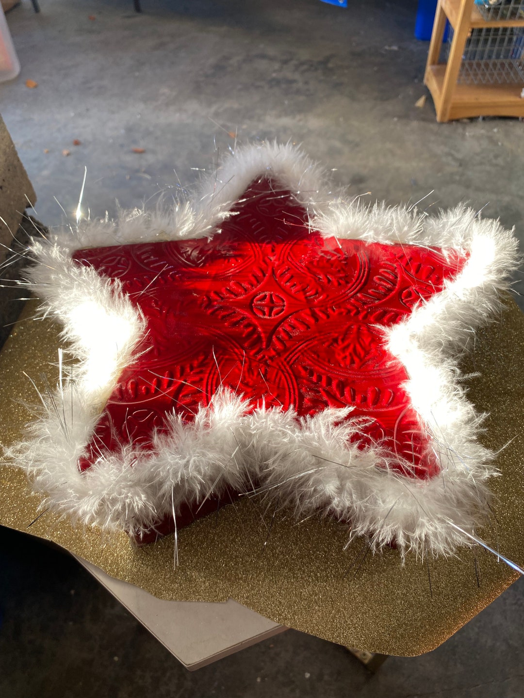 Vintage Red Star Christmas Gif Box With White Feather Trim - Etsy