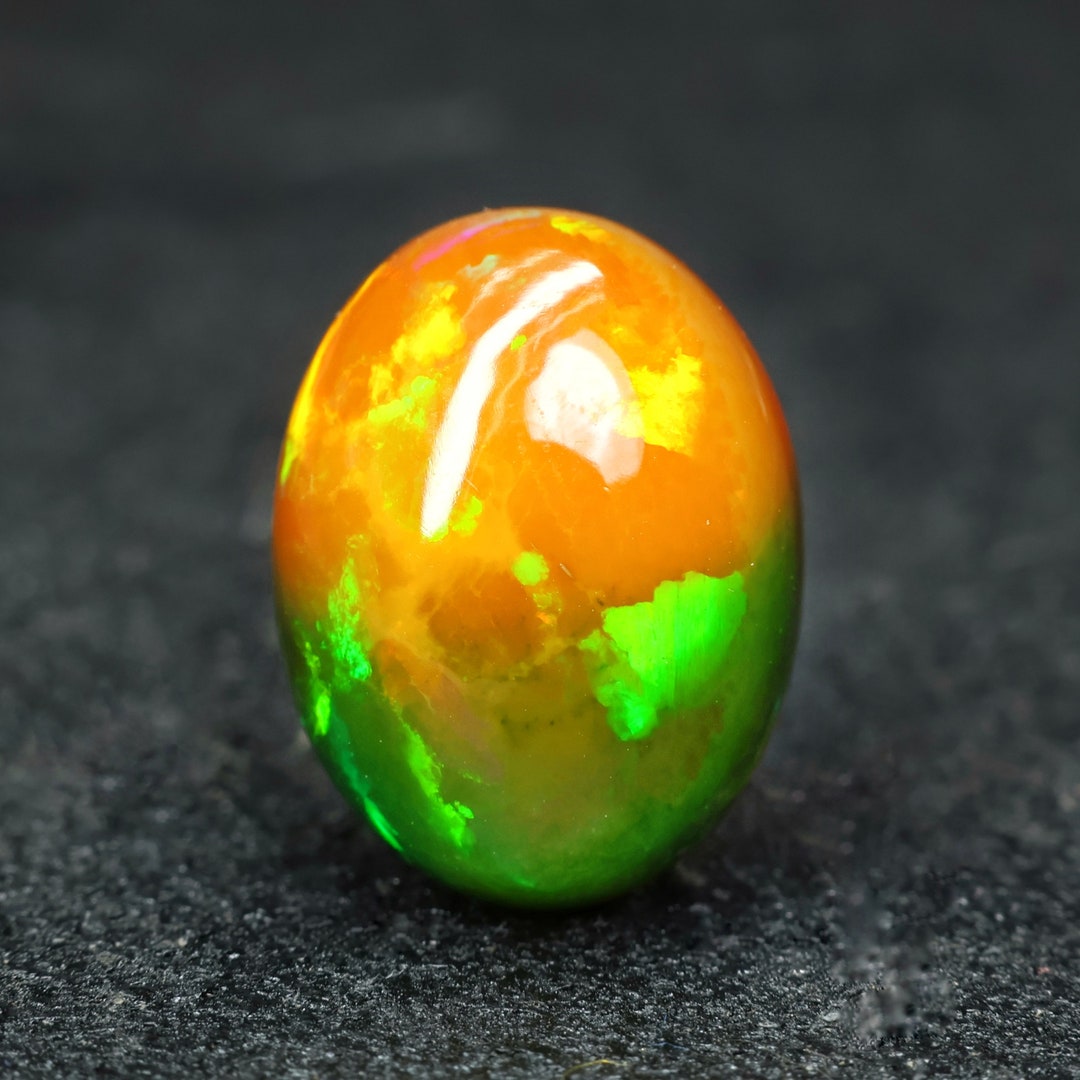 6 Crt Green and Orange Ethiopian Opal Loose Gemstone, AAA Grade Fire ...