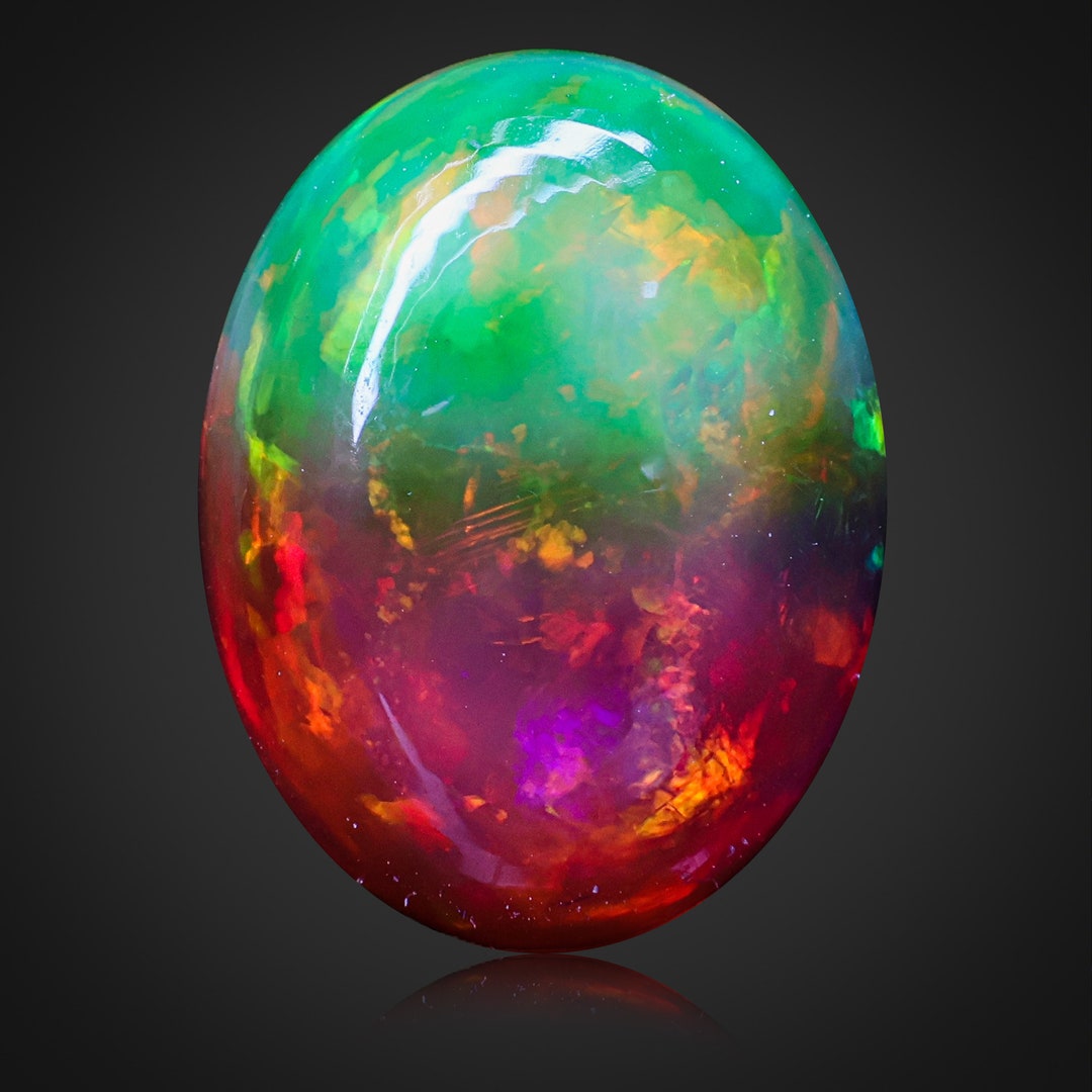 8.30 Crt Multifire Ethiopian Green and Red Opal Loose Gemstone, AAA ...