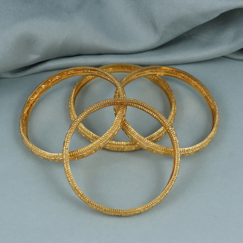 Pure 22k Gold Bangles Indian Handmade Light Weight , Traditional ...