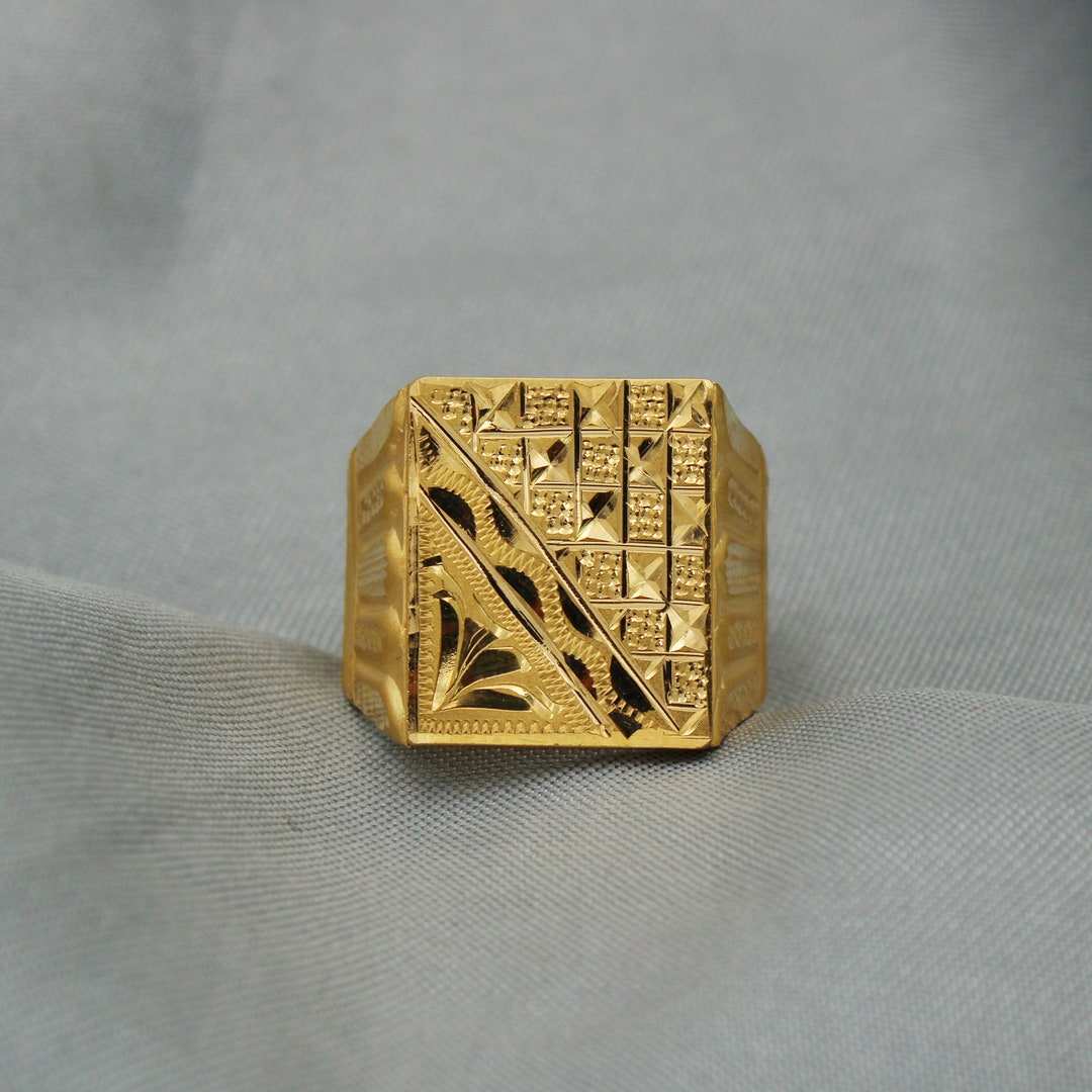 Light Weight Engraving Hand Carved 22k Yellow Gold Ring Indian Men Gold ...