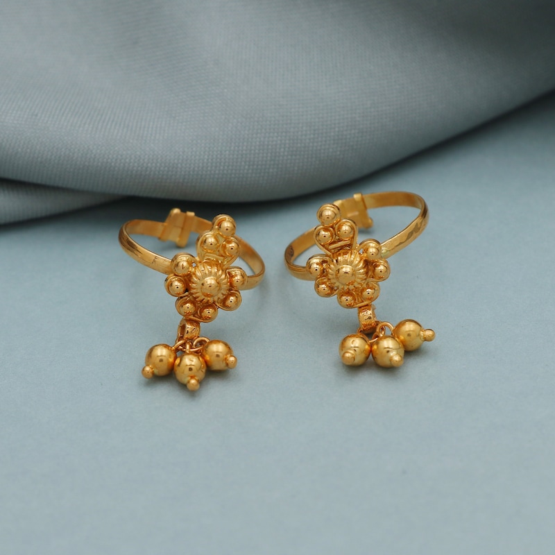 Gold Toe Rings - Etsy