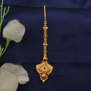 22k Yellow Gold Mang Tikka Jewelry , Handmade Yellow Gold Borla for ...