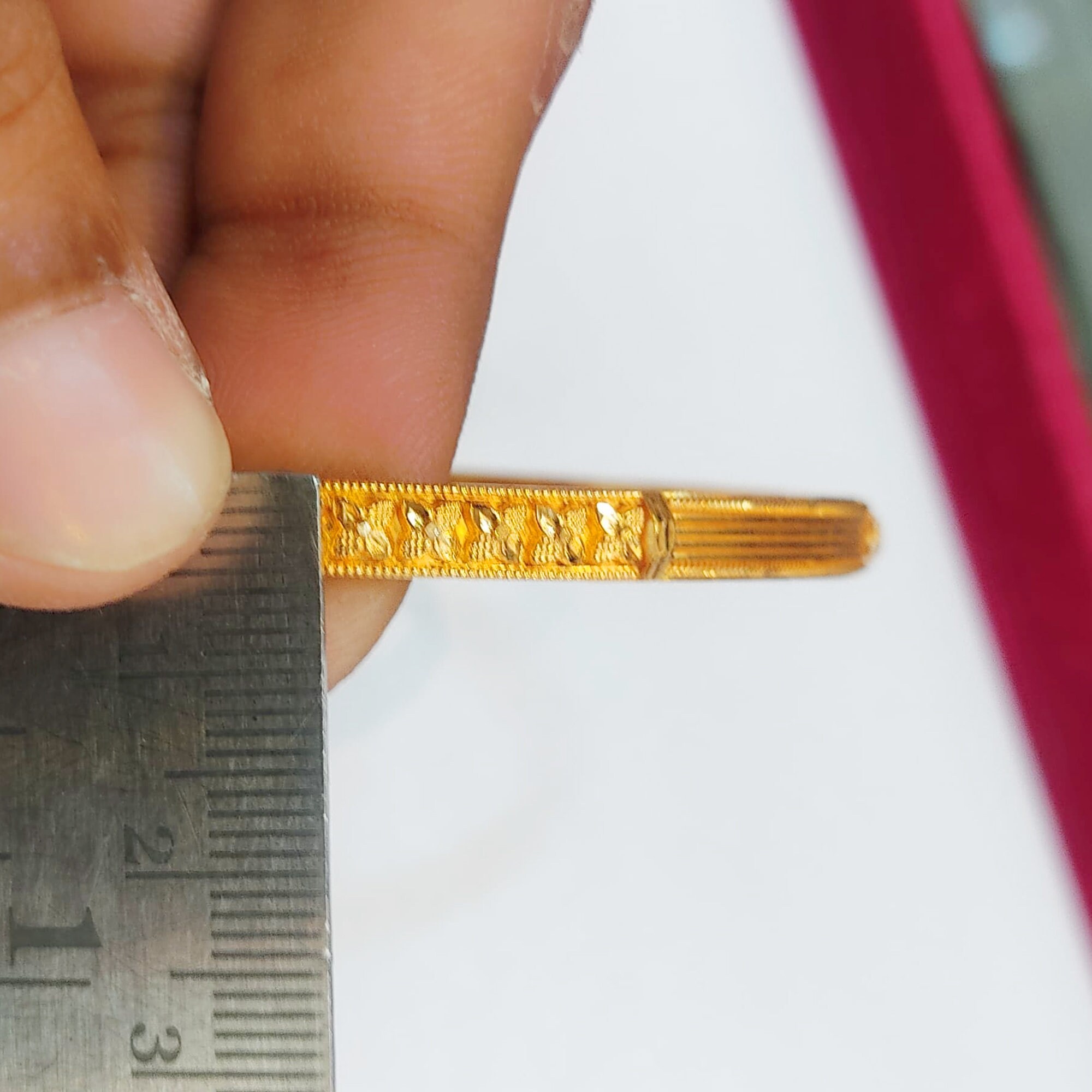 22k Gold Bangle Churi, 22kt Yellow Gold Bracelet Pair, Indian Gold ...