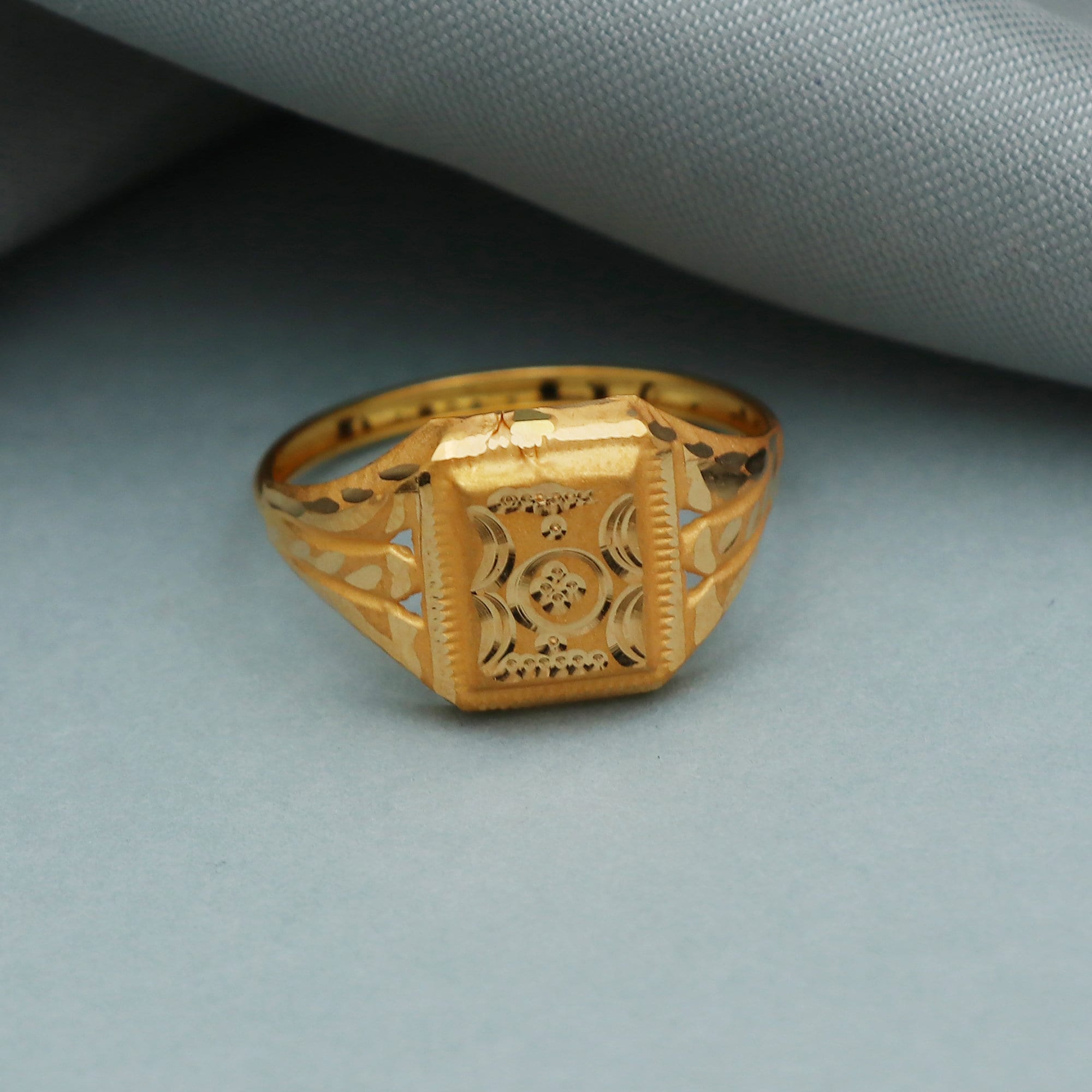 Indian Gold Ring For Men
