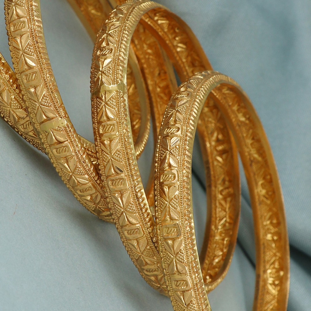 Pure 22k Gold Bangles Indian Handmade Light Weight , Traditional ...