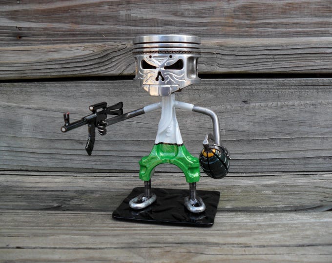 Skull Piston Grenade AR Gunner Piston Skull Art Sculpture Skull Piston ...