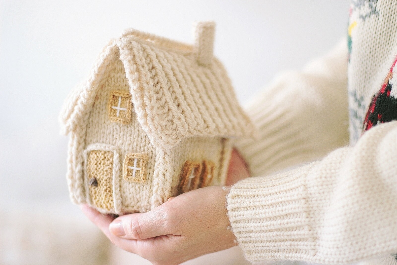 Knitted House Pattern Knit Miniature House Toy Free Knitting Patterns