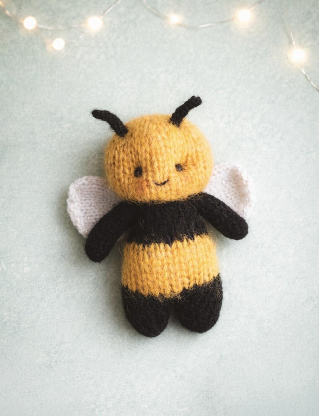 Bee Knitting Pattern PDF, Amigurumi Bee Plush Pattern, Cute Honeybee ...
