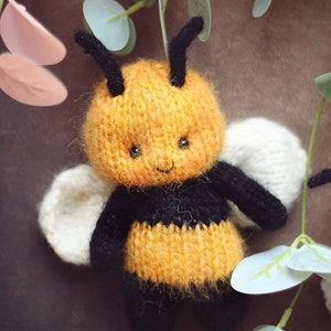 BEE Knitting PATTERN Pdf, Cute Stuffed Animal, Honeybee Knitted ...