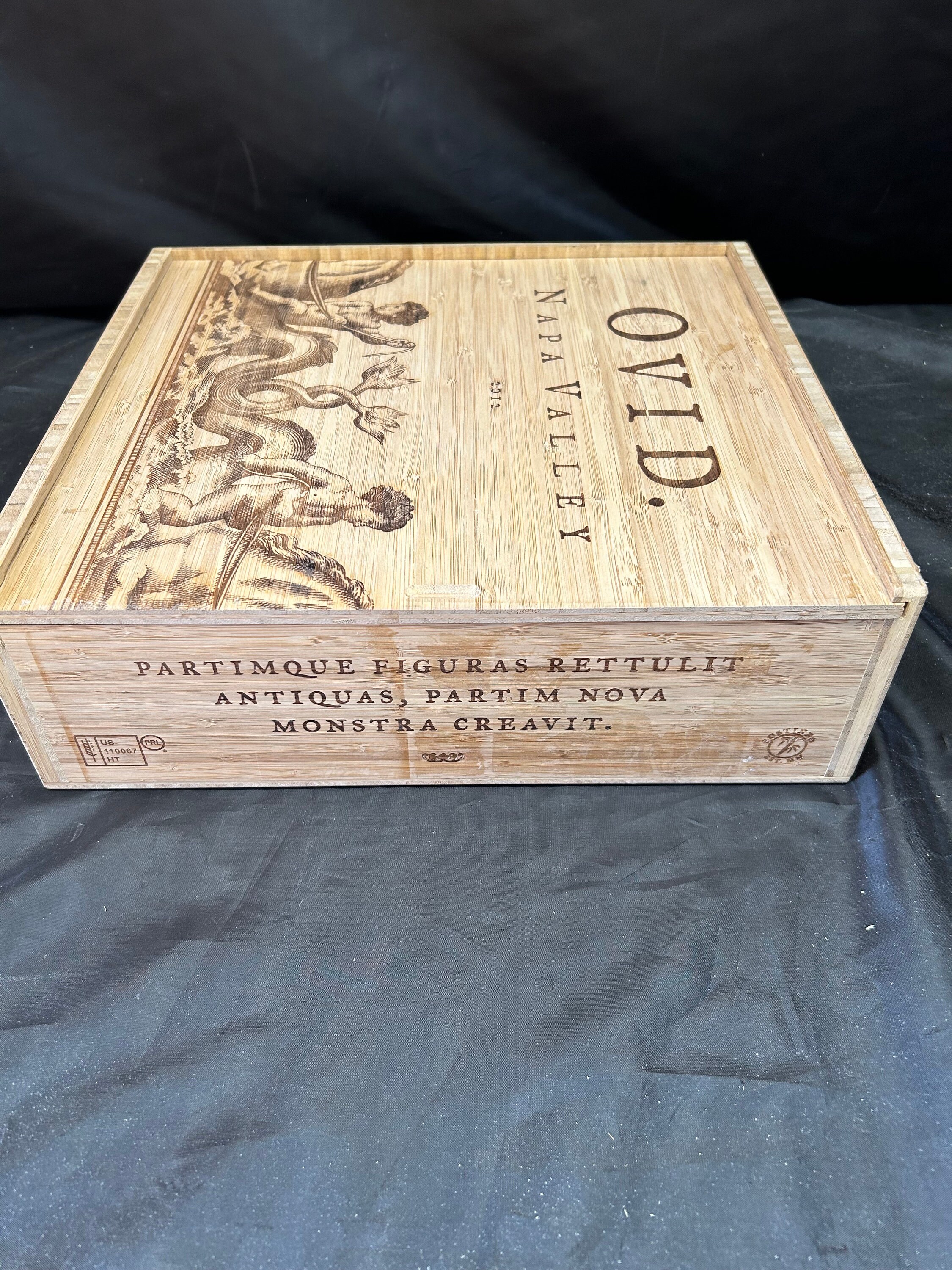 OVID NAPA VALLEY bamboo wine box