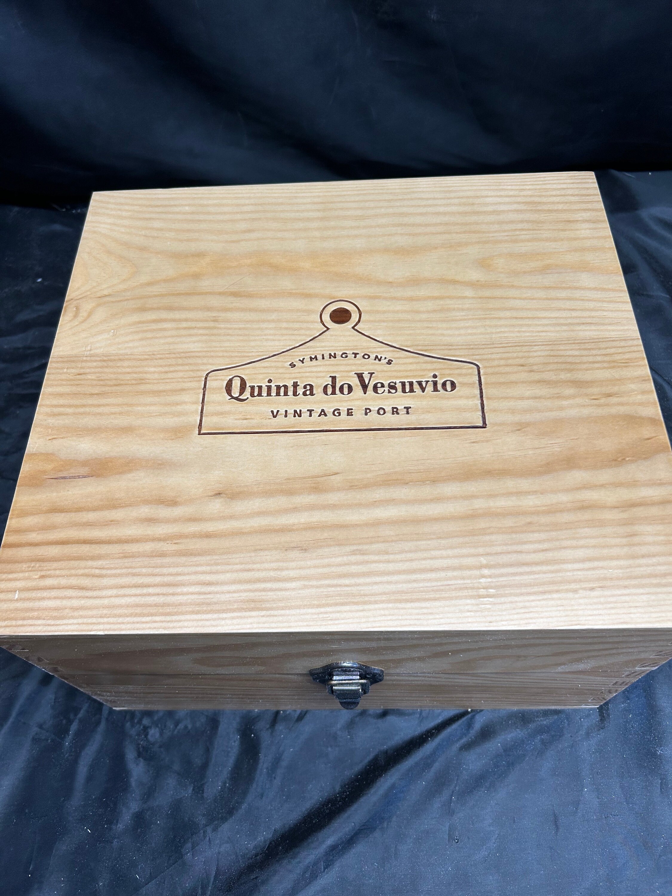 SYMINGTON'S vintage port box