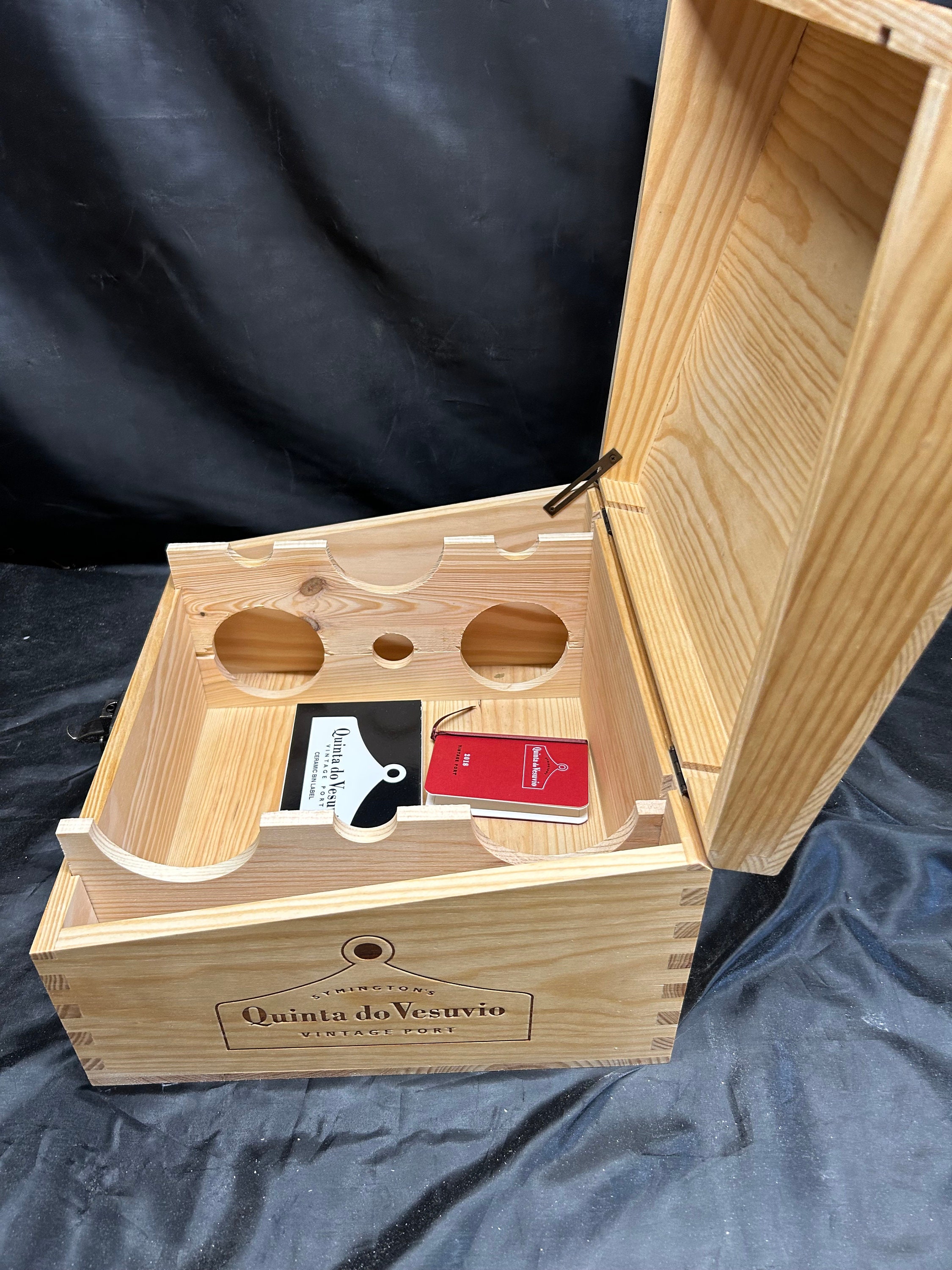 SYMINGTON'S vintage port box