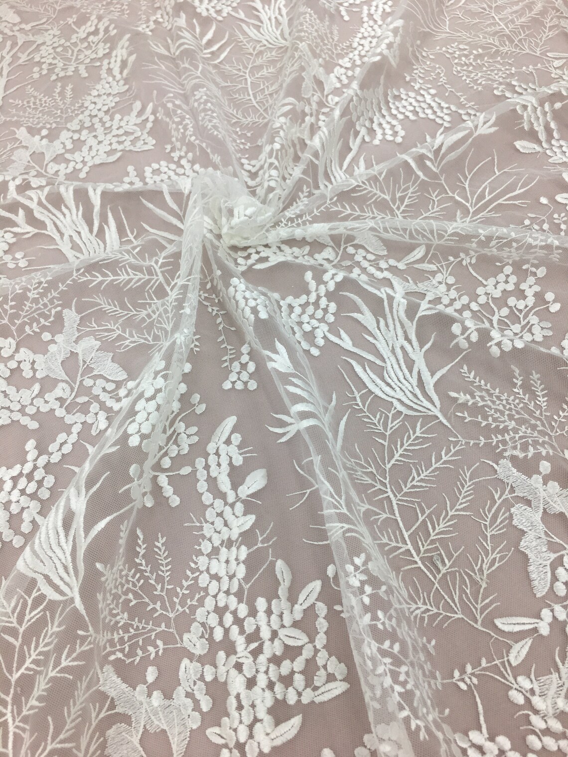 Luxury Embroidered Lace Fabric Tulle Guipure Wedding Dress - Etsy